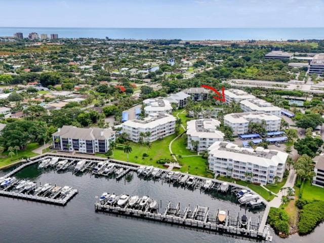 Luxury apartment complex for sale in Juno Beach, United States