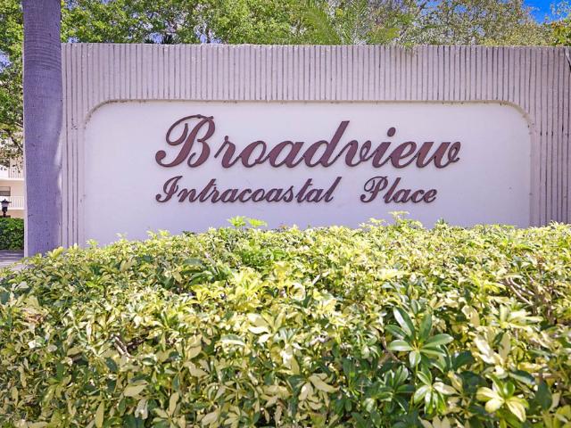 Luxury apartment complex for sale in Jupiter, United States