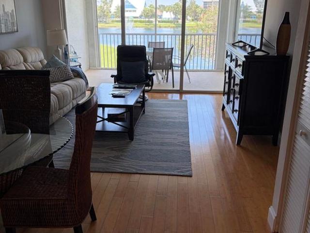 Luxury apartment complex for sale in Jupiter, United States