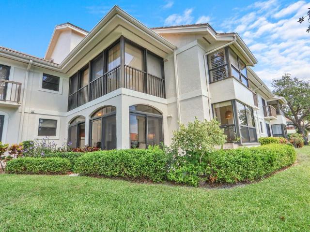 Luxury apartment complex for sale in Jupiter, United States