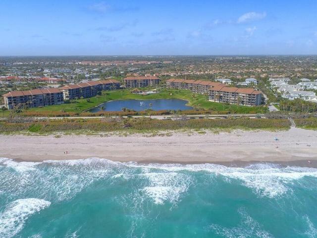 Luxury apartment complex for sale in Jupiter, Florida