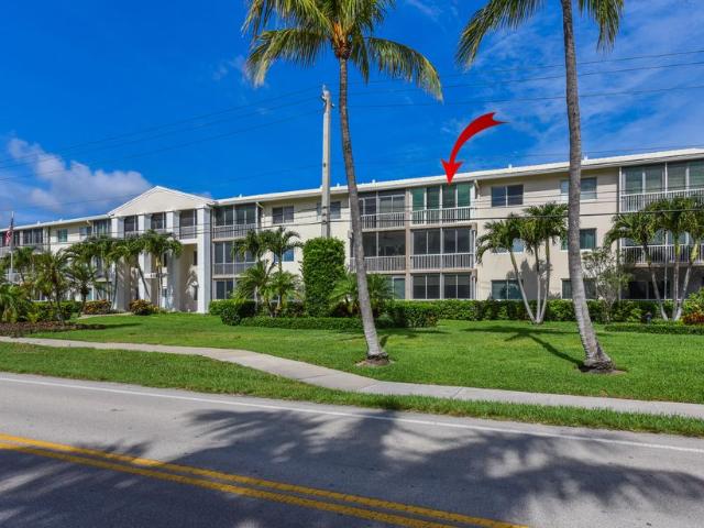 Luxury apartment complex for sale in Ocean Ridge, United States