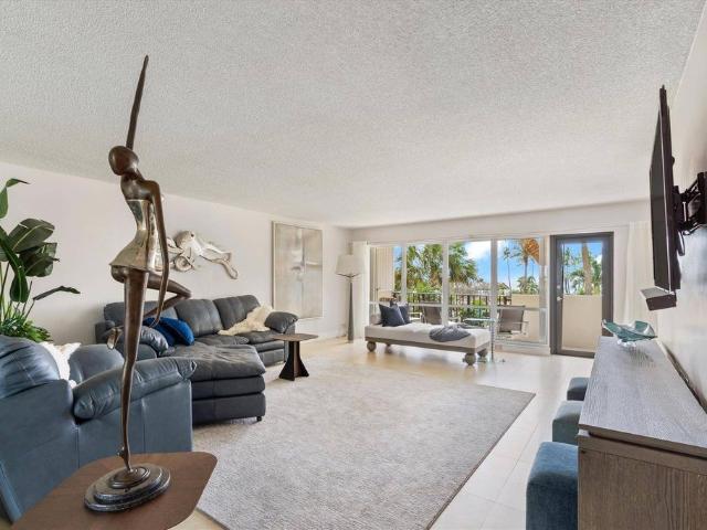 Luxury apartment complex for sale in Lauderdale by the sea, Florida