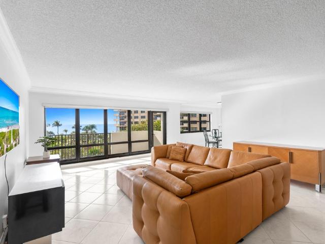 Luxury apartment complex for sale in Lauderdale by the sea, United States
