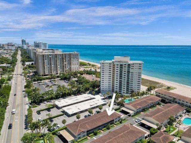 Luxury apartment complex for sale in Lauderdale by the sea, United States
