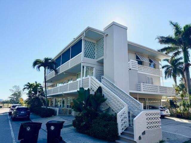 Luxury apartment complex for sale in Lake Worth, Florida