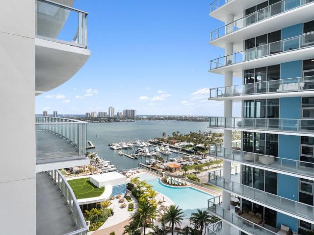 Luxury apartment complex for sale in Lake Park, United States
