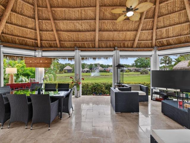 Luxury apartment complex for sale in Margate Estates, United States