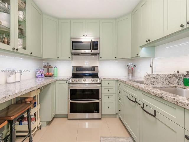 Luxury apartment complex for sale in Miami Beach, Florida