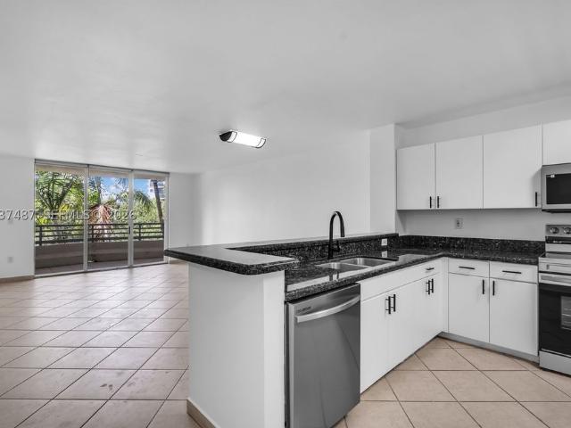Luxury apartment complex for sale in Miami Beach, United States