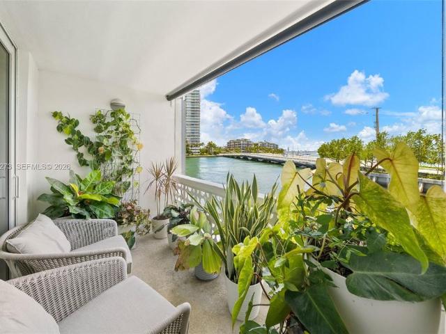 Luxury apartment complex for sale in Miami Beach, United States