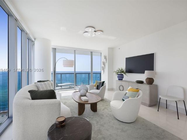 Luxury apartment complex for sale in Miami Beach, United States