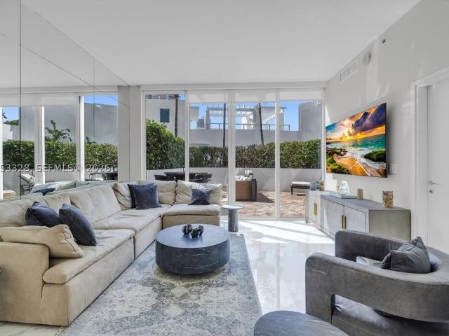 Luxury apartment complex for sale in Miami Beach, United States