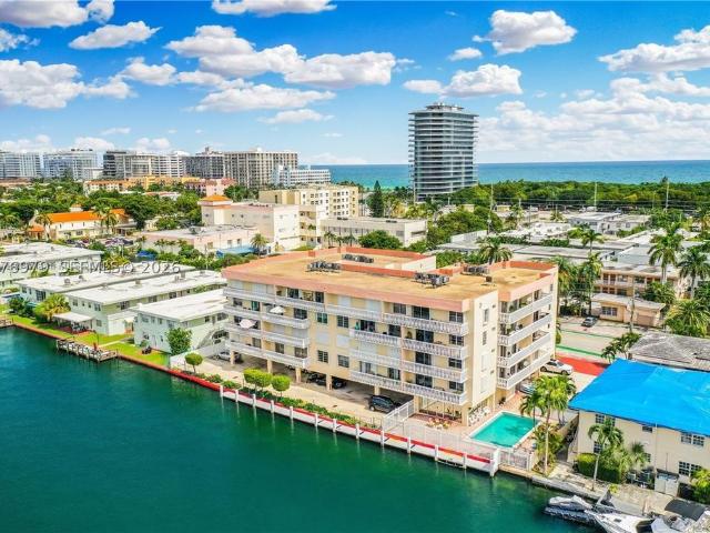 Luxury apartment complex for sale in Miami Beach, United States