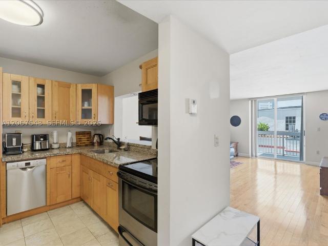 Luxury apartment complex for sale in Miami Beach, United States