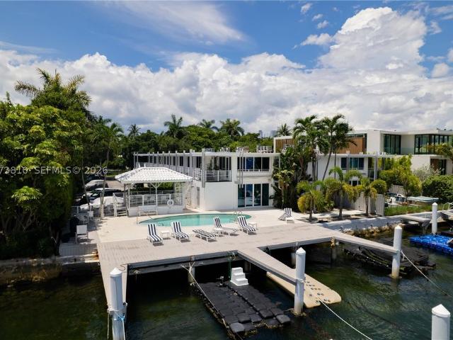 Luxury apartment complex for sale in Miami Beach, United States