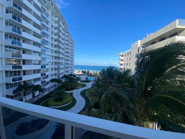 Luxury apartment complex for sale in Miami Beach, United States