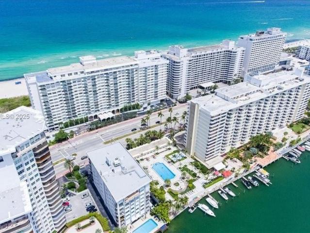 Luxury apartment complex for sale in Miami Beach, United States