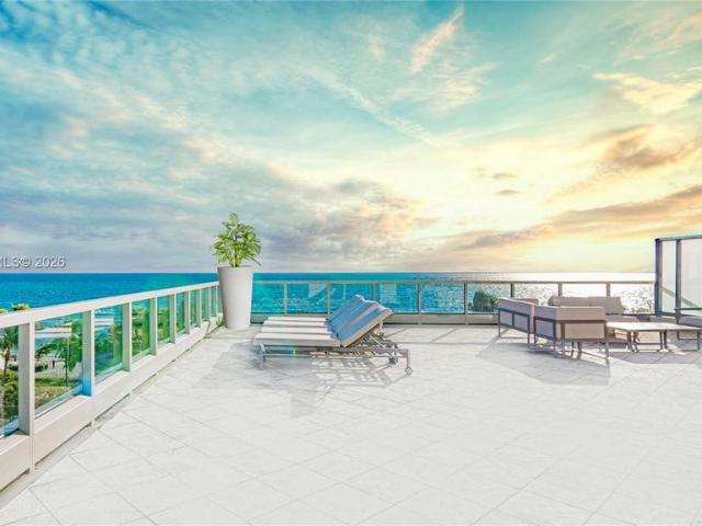 Luxury apartment complex for sale in Miami Beach, United States