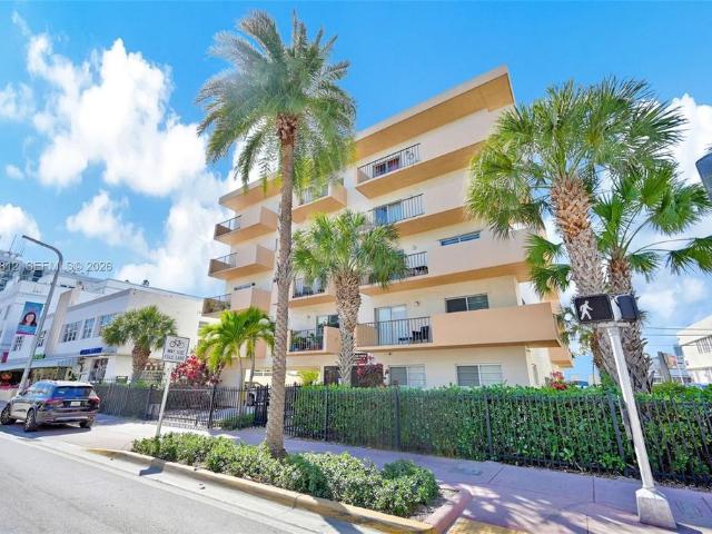 Luxury apartment complex for sale in Miami Beach, United States