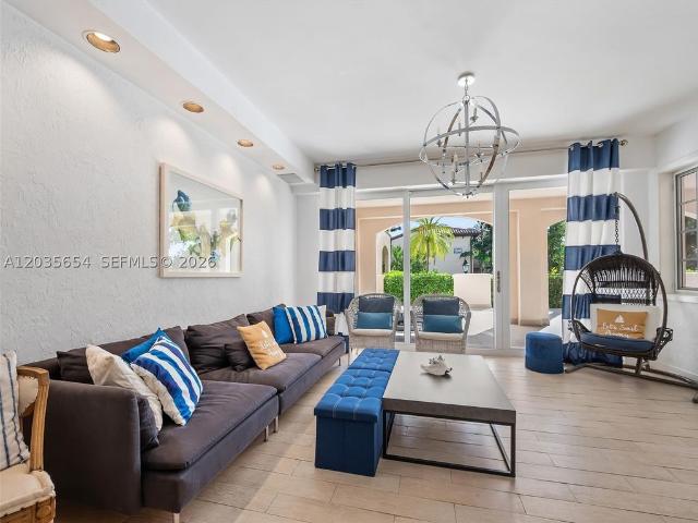 Luxury apartment complex for sale in Miami Beach, United States