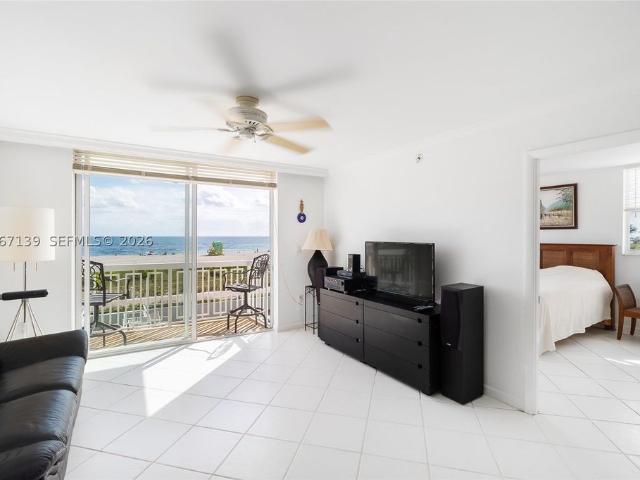 Luxury apartment complex for sale in Miami Beach, United States
