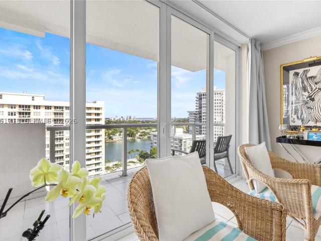 Luxury apartment complex for sale in Miami Beach, United States