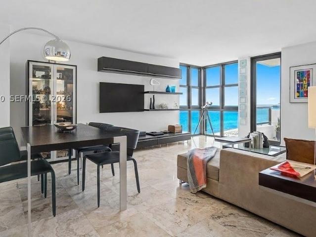Luxury apartment complex for sale in Miami Beach, United States