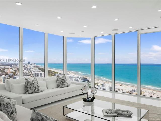 Luxury apartment complex for sale in Miami Beach, United States
