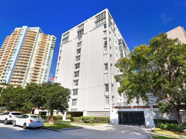 Luxury apartment complex for sale in Miami, United States
