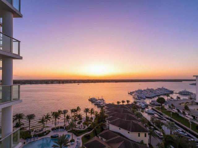 Luxury apartment complex for sale in North Palm Beach, United States