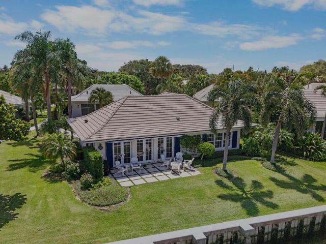 Luxury apartment complex for sale in North Palm Beach, United States