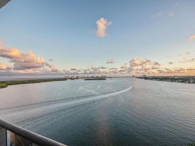 Luxury apartment complex for sale in North Palm Beach, United States
