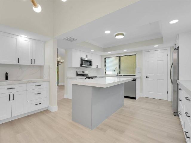 Luxury Townhouse for sale in North Palm Beach, United States