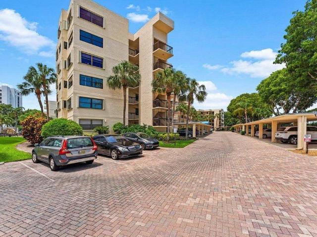 Luxury apartment complex for sale in North Palm Beach, Florida