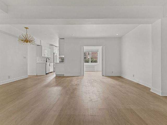 Luxury apartment complex for sale in New York, United States