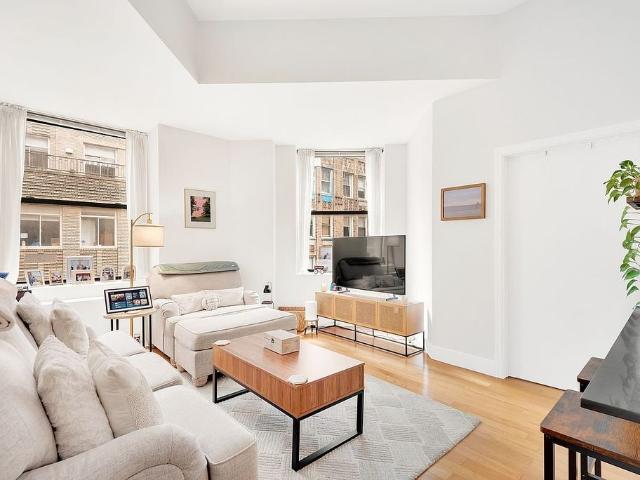 Luxury apartment complex for sale in New York, United States