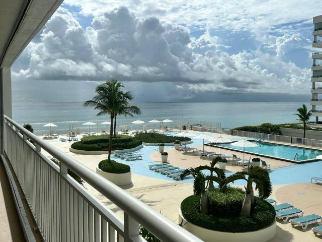 Luxury apartment complex for sale in South Palm Beach, United States