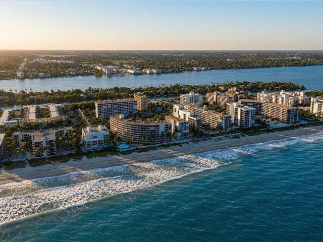 Luxury apartment complex for sale in South Palm Beach, United States