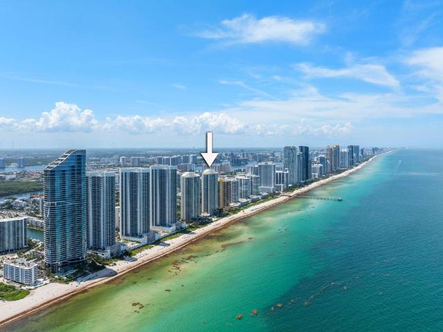 Luxury apartment complex for sale in Sunny Isles Beach, United States