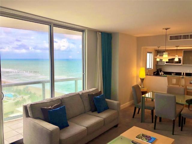 Luxury apartment complex for sale in Sunny Isles Beach, United States