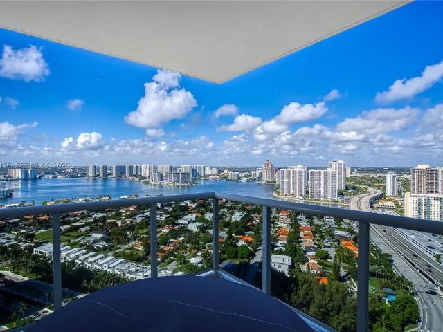 Luxury apartment complex for sale in Sunny Isles Beach, United States