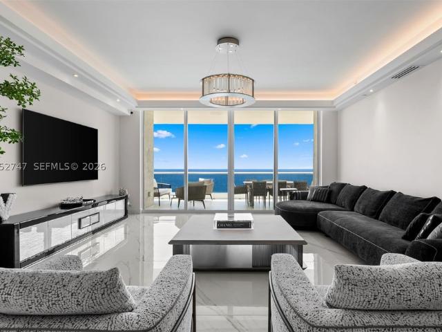 Luxury apartment complex for sale in Sunny Isles Beach, United States