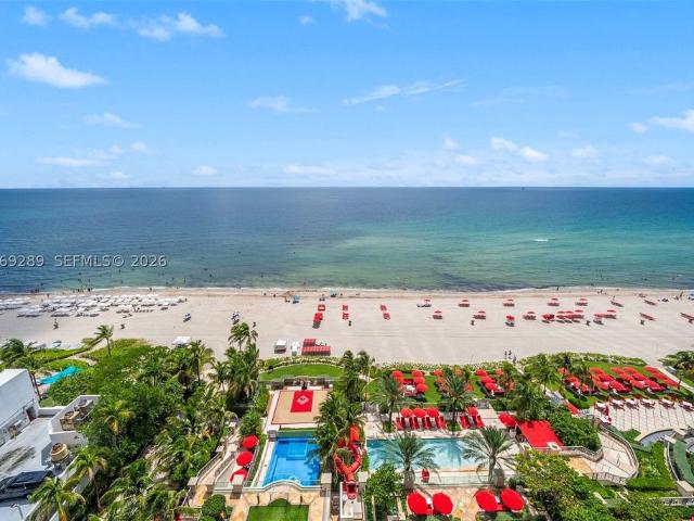 Luxury apartment complex for sale in Sunny Isles Beach, United States