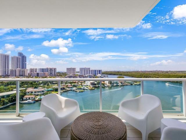 Luxury apartment complex for sale in Sunny Isles Beach, United States