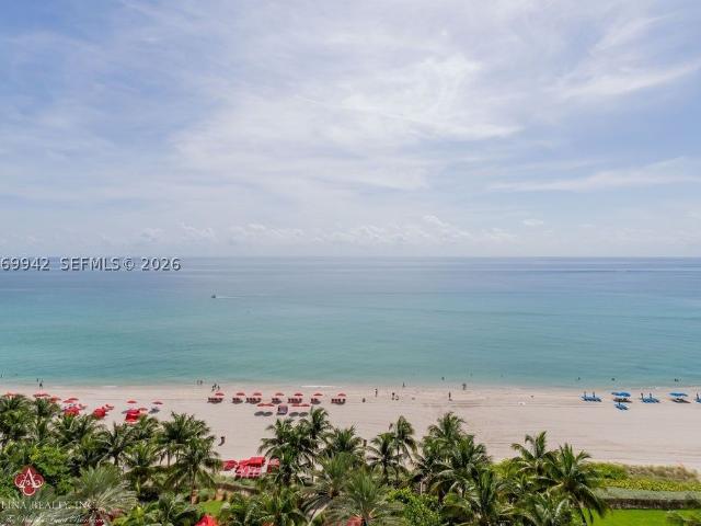 Luxury apartment complex for sale in Sunny Isles Beach, United States