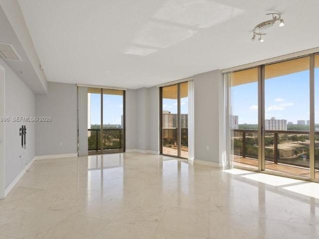 Luxury apartment complex for sale in Sunny Isles Beach, United States