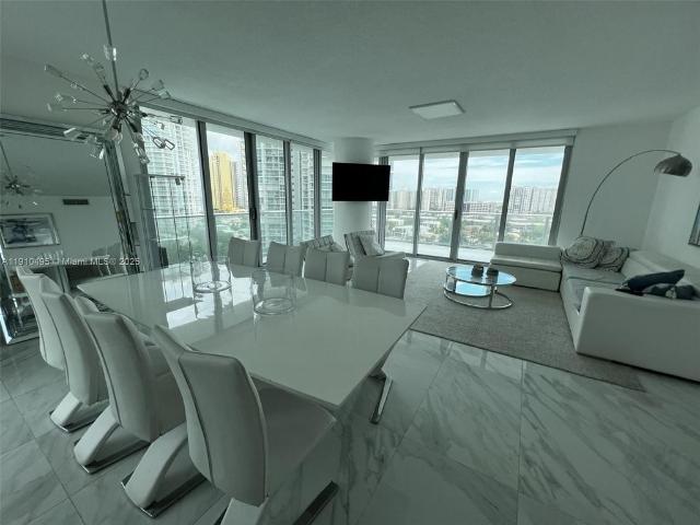 Luxury apartment complex for sale in Sunny Isles Beach, United States