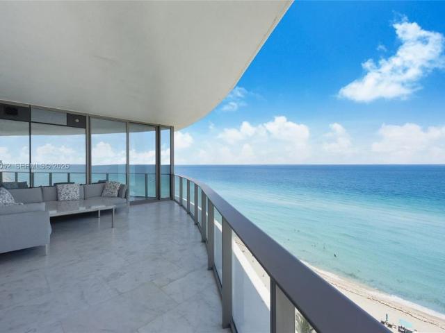 Luxury apartment complex for sale in Sunny Isles Beach, United States