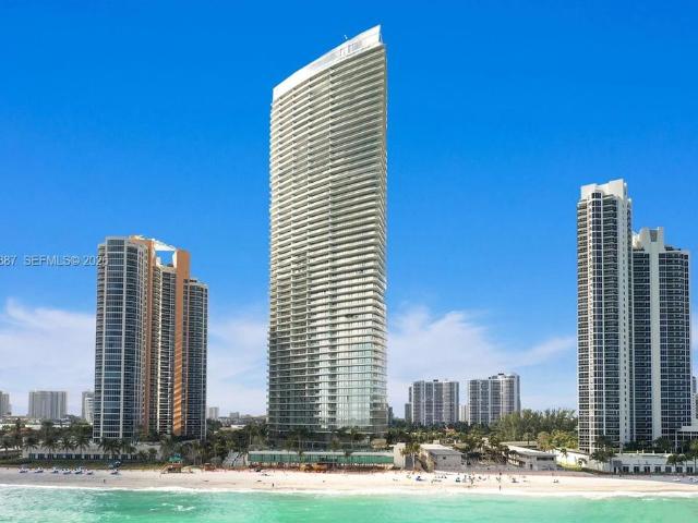 Luxury apartment complex for sale in Sunny Isles Beach, United States